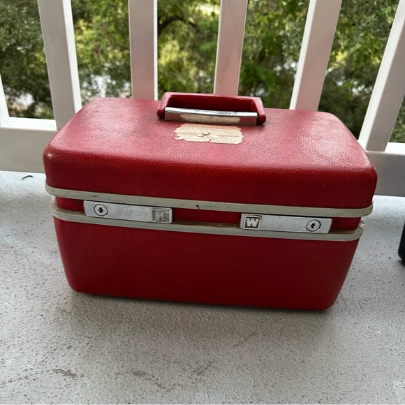 Samsonite | Bags | Red Samsonite Train Casetextured Hard Train ...